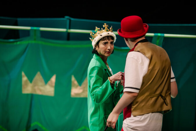 Re-Imagined Hamlet for Young Audiences Brings the Energy in New Photos ...