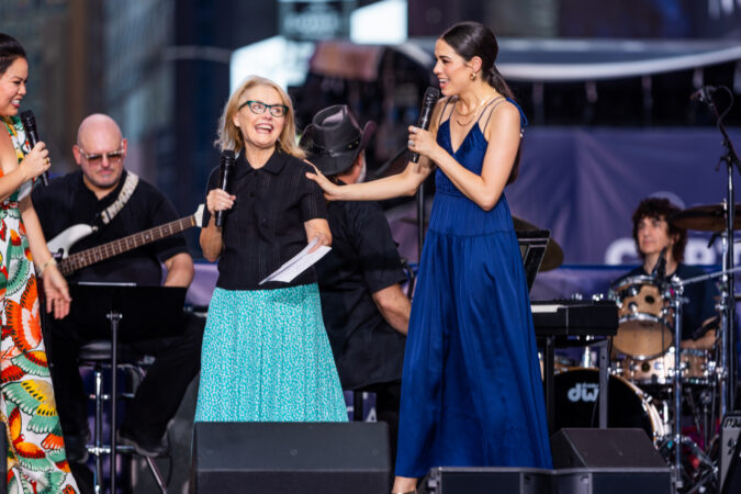 Go Inside the Curtain Up Broadway Festival Kick-Off Celebration in ...