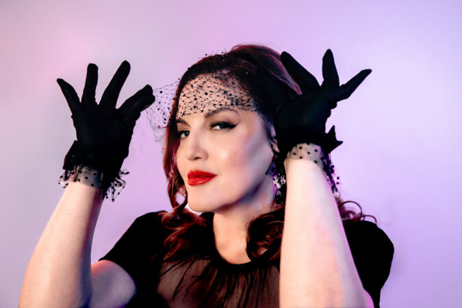 Jennifer Simard and Megan Hilty Are a Modern Abbott and Costello in ...