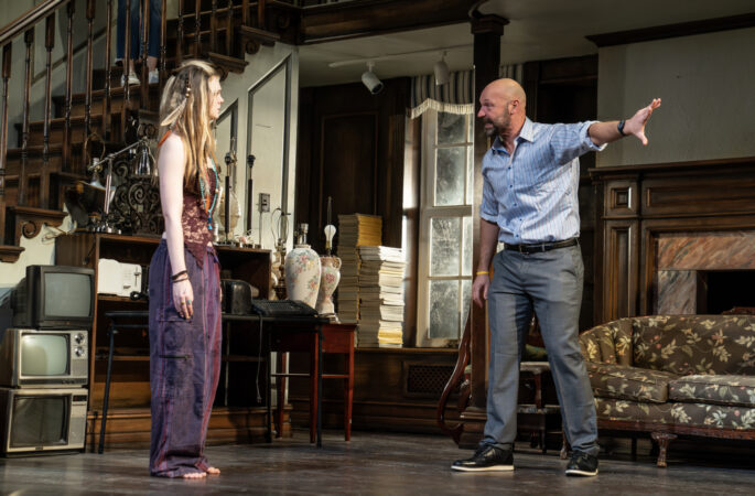 Photos: Sarah Paulson, Elle Fanning, Corey Stoll, More Get Appropriate ...