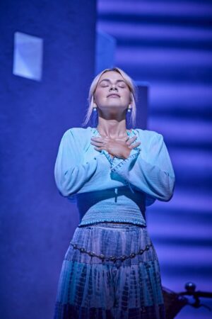 Get a Fresh Look at the New Cast of London's Mamma Mia! | Playbill