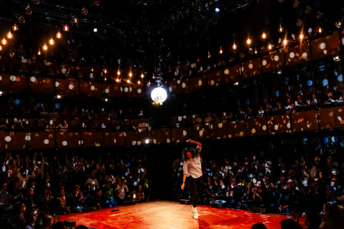 Photos: Minnie Driver Counts Every Brilliant Thing in London's West End ...