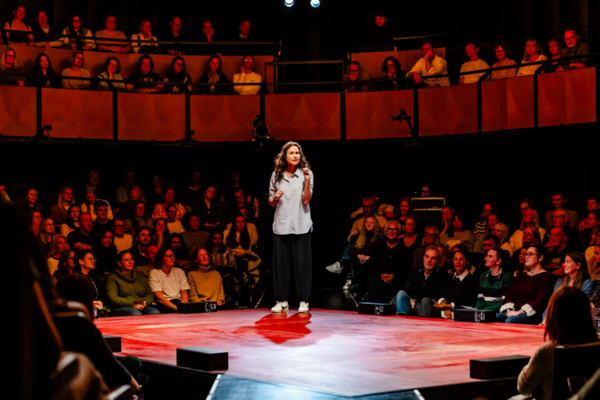 Photos: Minnie Driver Counts Every Brilliant Thing in London's West End ...