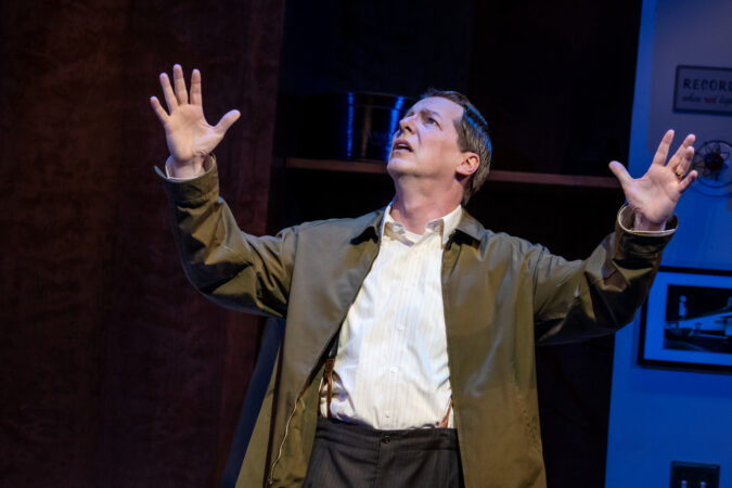 Sean Hayes Brings Good Night, Oscar to London Beginning July 31 | Playbill