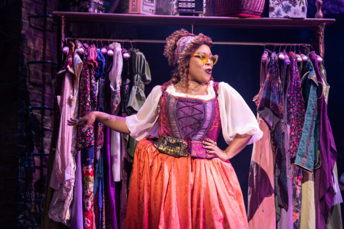 Photos: Get a 1st Look at North American Tour of & Juliet, Starring ...