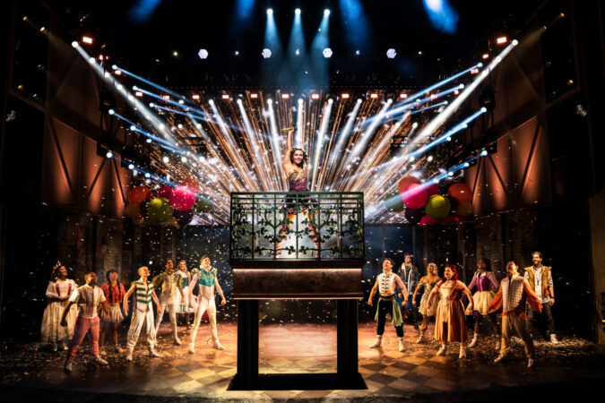 & Juliet Plans National Tour; See the Cast Perform 'Since U Been Gone ...