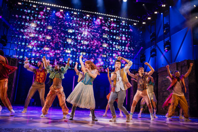 & Juliet Partners With TDF to Provide 1,600 Free Tickets to Students ...