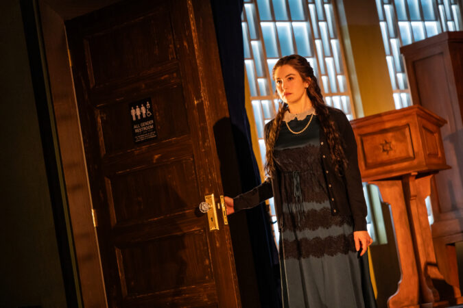 What Do The Critics Think of Becoming Eve Off-Broadway? | Playbill