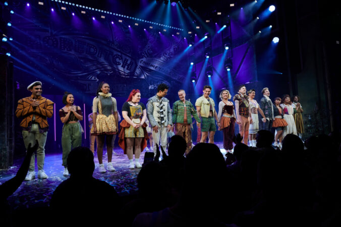 Go Inside & Juliet's 1st Preview, With a Special Appearance by Max ...