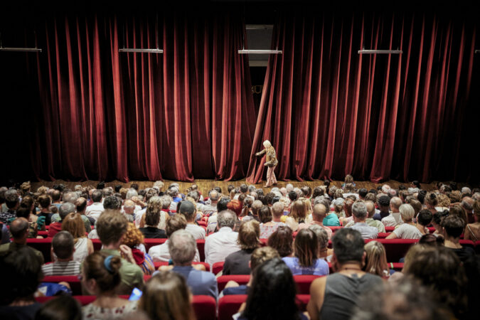 Alexander Zeldin's The Confessions Begins at London's National Theatre ...