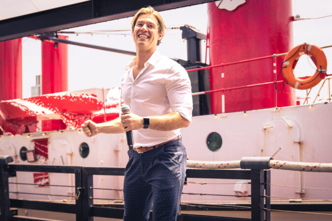 Photos: The Cast of Off-Broadway's Titanique Meets the Press at a ...