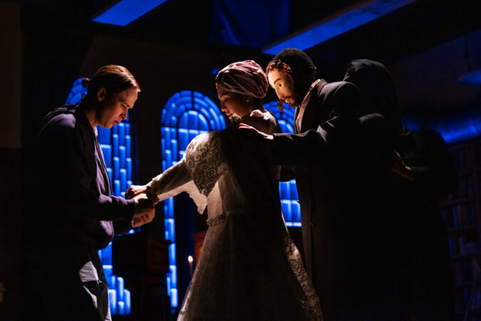 What Do The Critics Think of Becoming Eve Off-Broadway? | Playbill