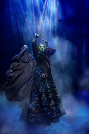 Steven Pinder Returns to London Cast of Wicked October 24 | Playbill