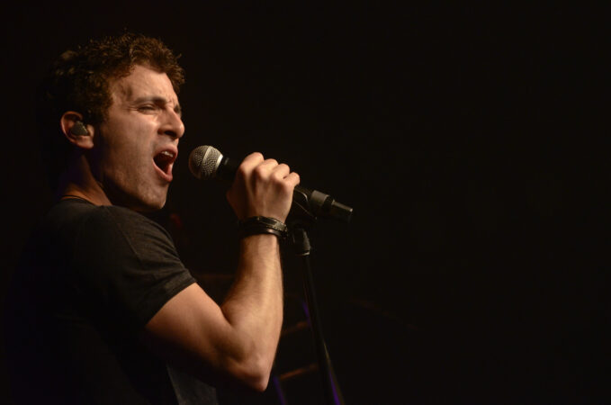 Jersey Boys Star Jarrod Spector Will Play Steven Spielberg in Jaws ...