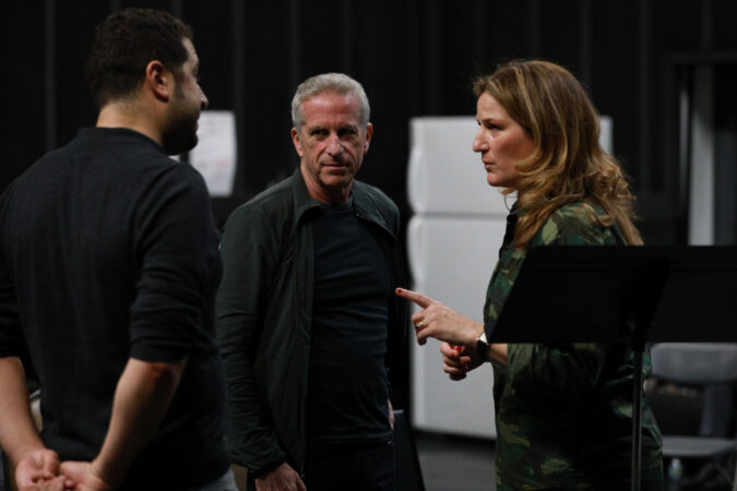 Check Out the Latest Photos of Maya Rudolph, Ana Gasteyer, and More in ...