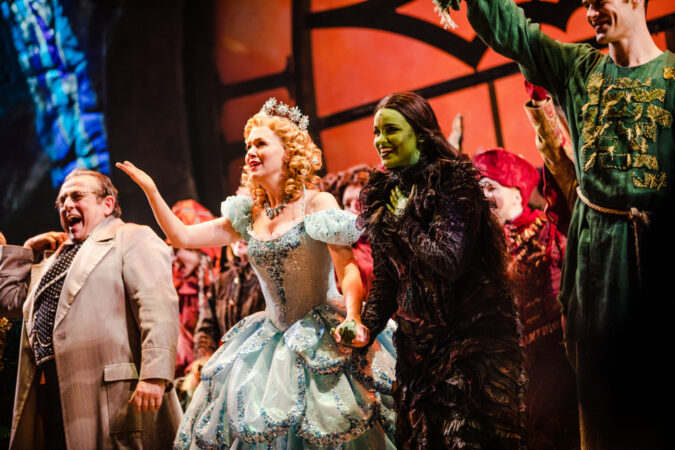 Watch Lindsay Pearce and Ginna Claire Mason Perform Wicked Medley on The Tonight Show | Playbill