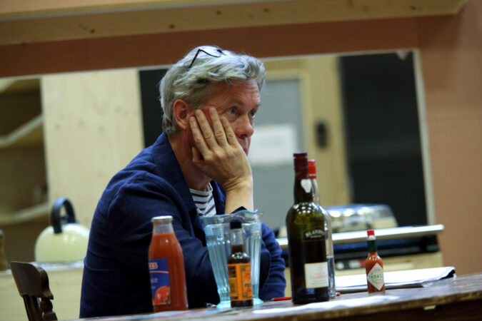 What Did Critics Think of Hansard at London's National Theatre? | Playbill