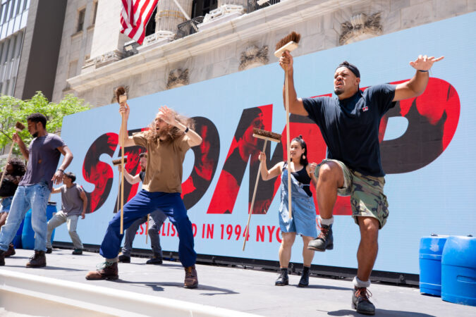 Check Out Photos of Stomp at the New York Stock Exchange Summer Series ...