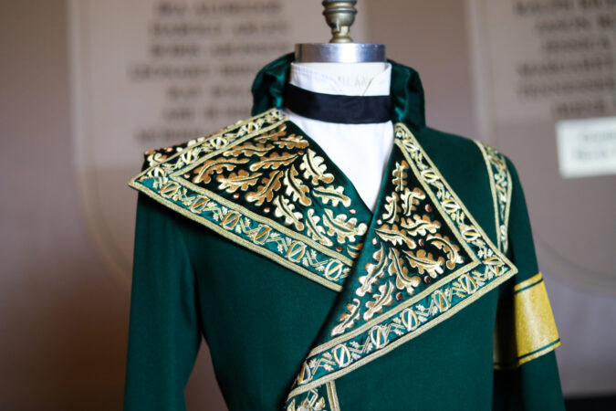 How Wicked Costume Designer Susan Hilferty Put Her Own Twist on Oz ...