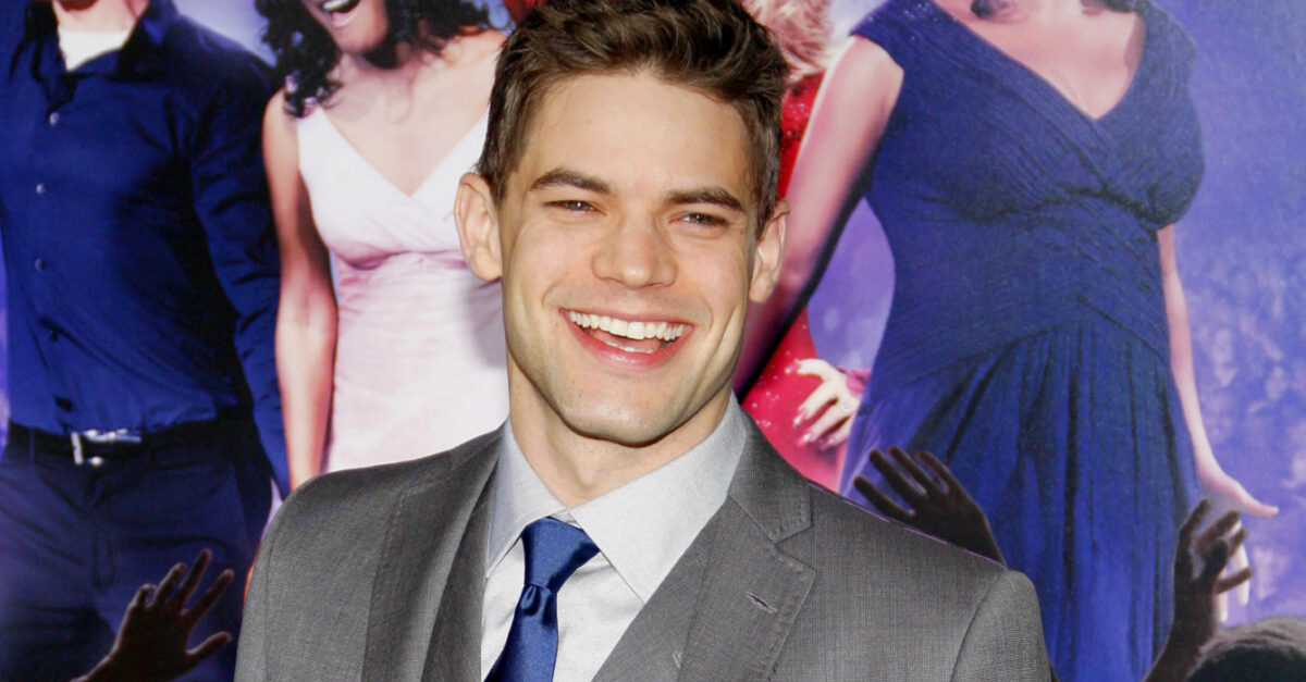 Download the Cast Album for Island Song, with Jeremy Jordan, Jackie ...