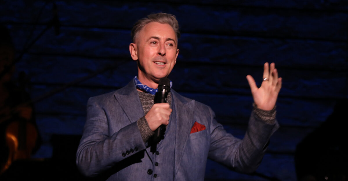 Alan Cumming Will Host Showtime's Club Cumming Presents A Queer Comedy ...