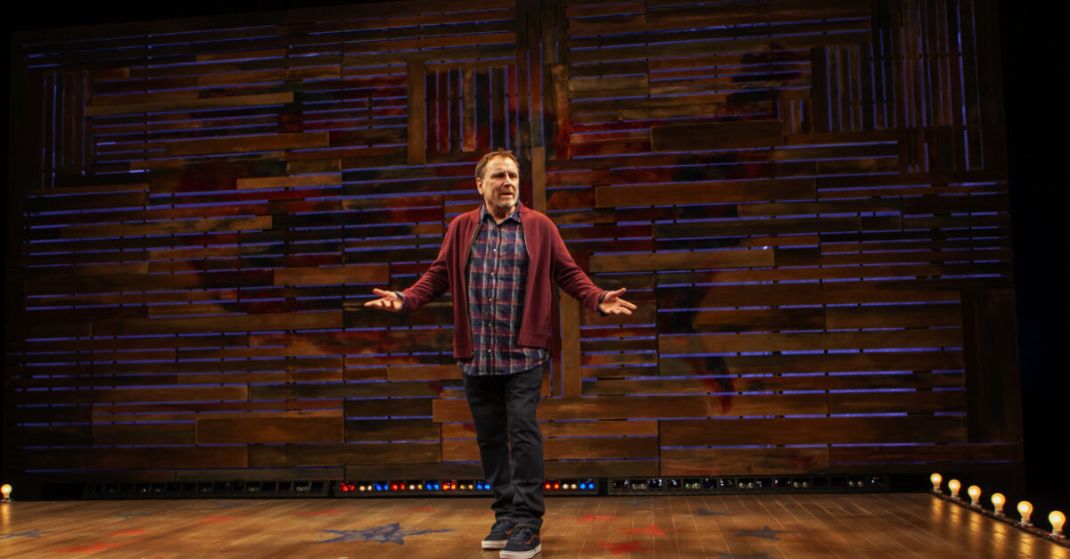 A Look at Colin Quinn's Red State Blue State Off-Broadway | Playbill