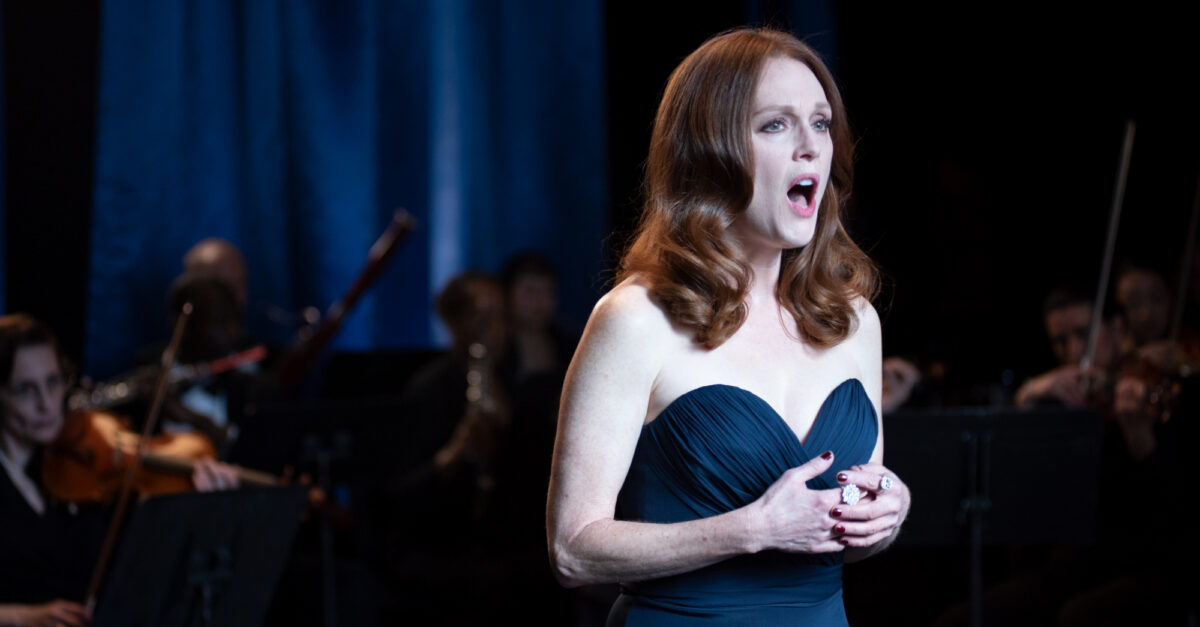How Julianne Moore Learned to ‘Sing’ Like Renée Fleming in Her Latest ...