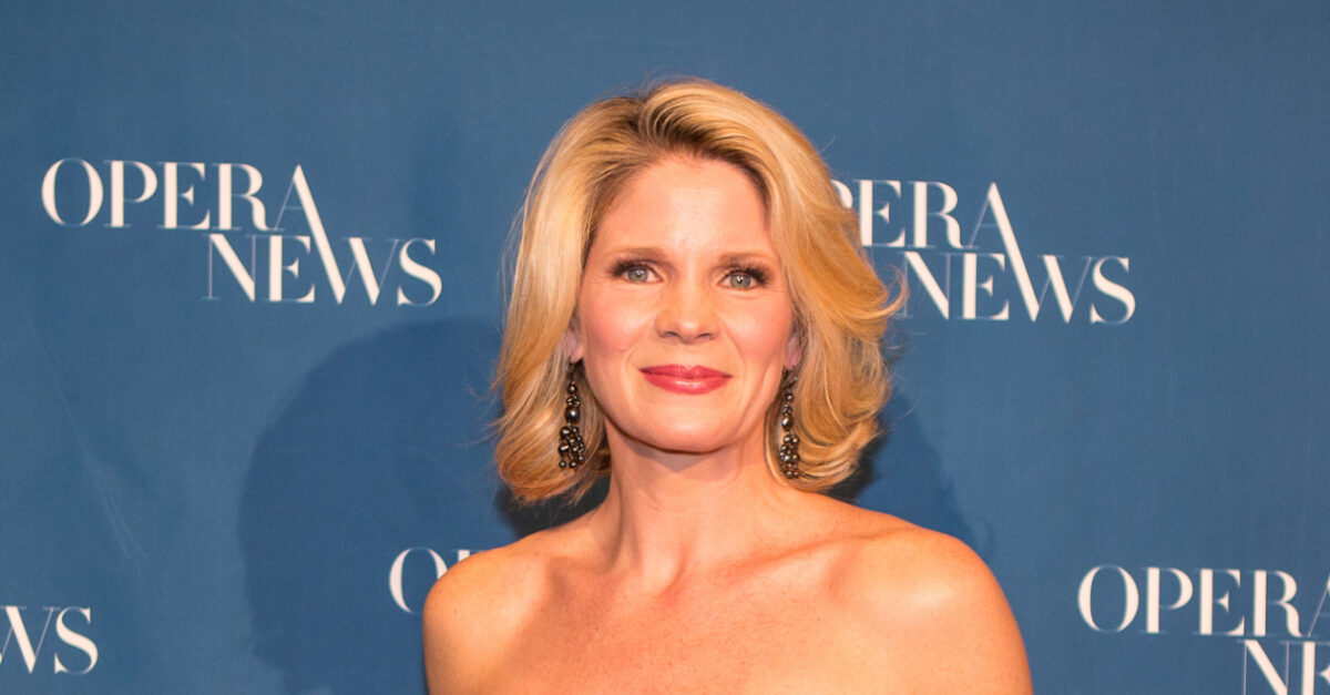 Kelli O’Hara Discusses 'Crossing Over' from Musical Theatre to Opera ...