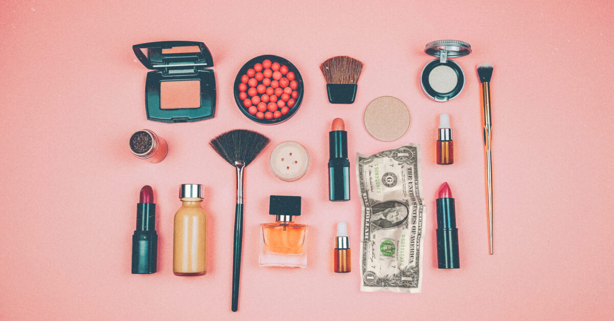 25 Make-Up Tips, Tricks, and Products for the Perfect Professional ...