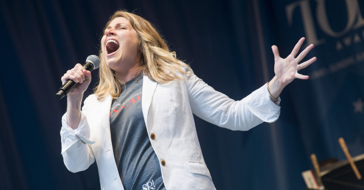 Heidi Blickenstaff and Emma Hunton Cast in Freaky Friday Musical | Playbill