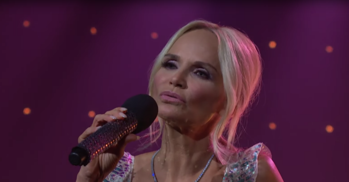 Watch Kristin Chenoweth Sing ‘Desperado’ From Her New Album For the ...