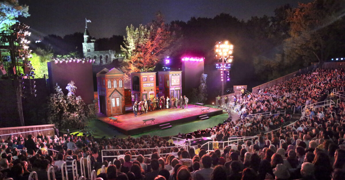 How to Rock the Outdoor Theatre Picnic | Playbill