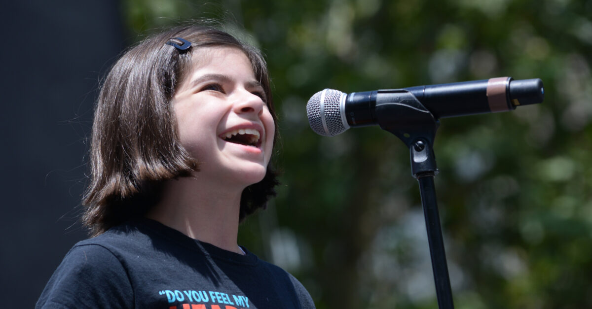 Fun Home Star Cast in Beaches Remake as Young Idina Menzel | Playbill