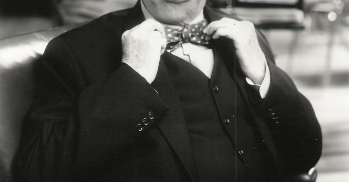 Fyvush Finkel, Living Link to Yiddish Theater Past, Dies at 93 | Playbill