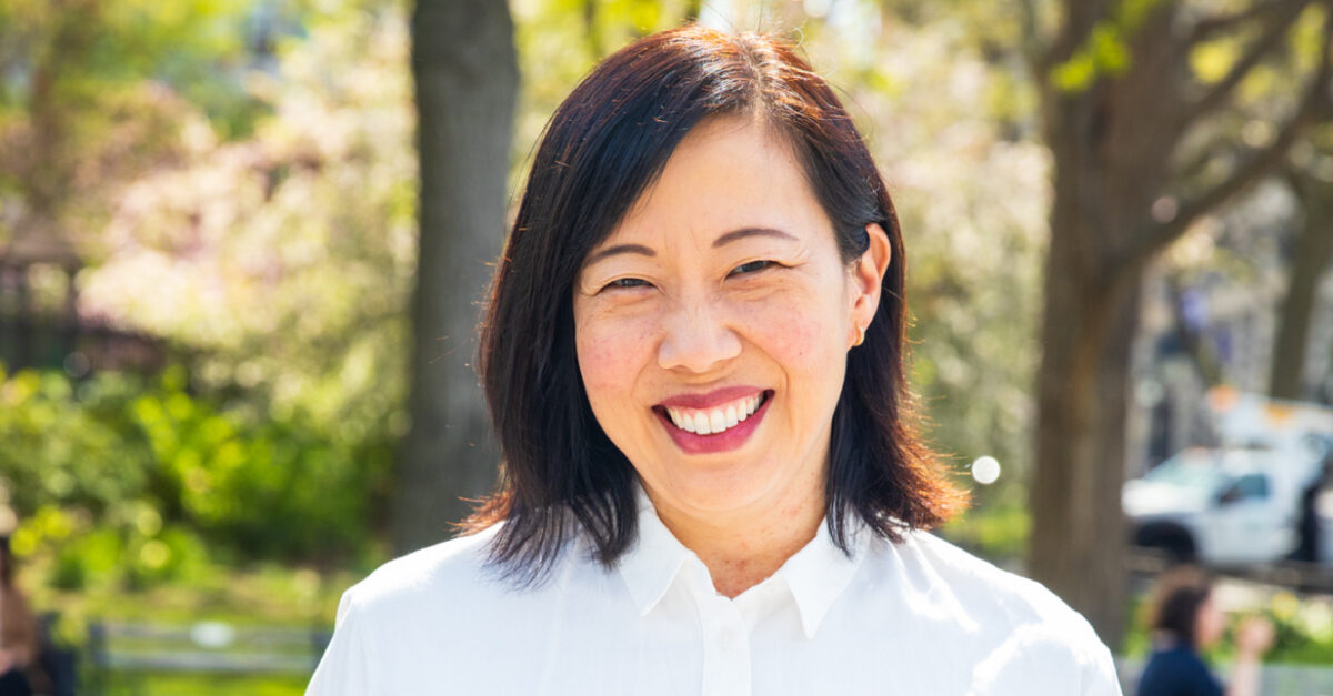 Pearl Sun Is Norma Desmond in Sunset Boulevard at ACT of Connecticut ...