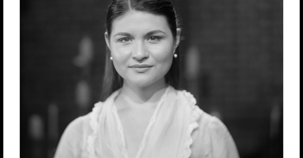 Get a Sneak Peek at Hamilton Cast Photos Taken With a 19th-Century ...