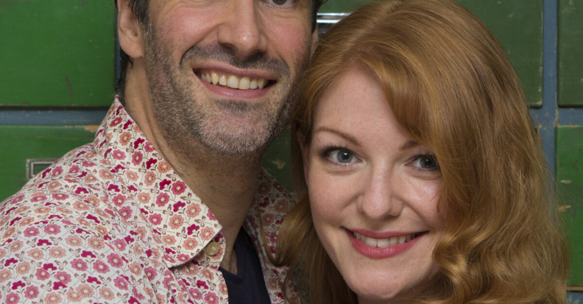 London Revival of Barnum Casts Its Leading Players | Playbill