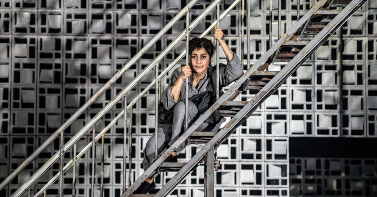 Photos: Get a 1st Look at Sheffield Theatres' Miss Saigon, Starring ...