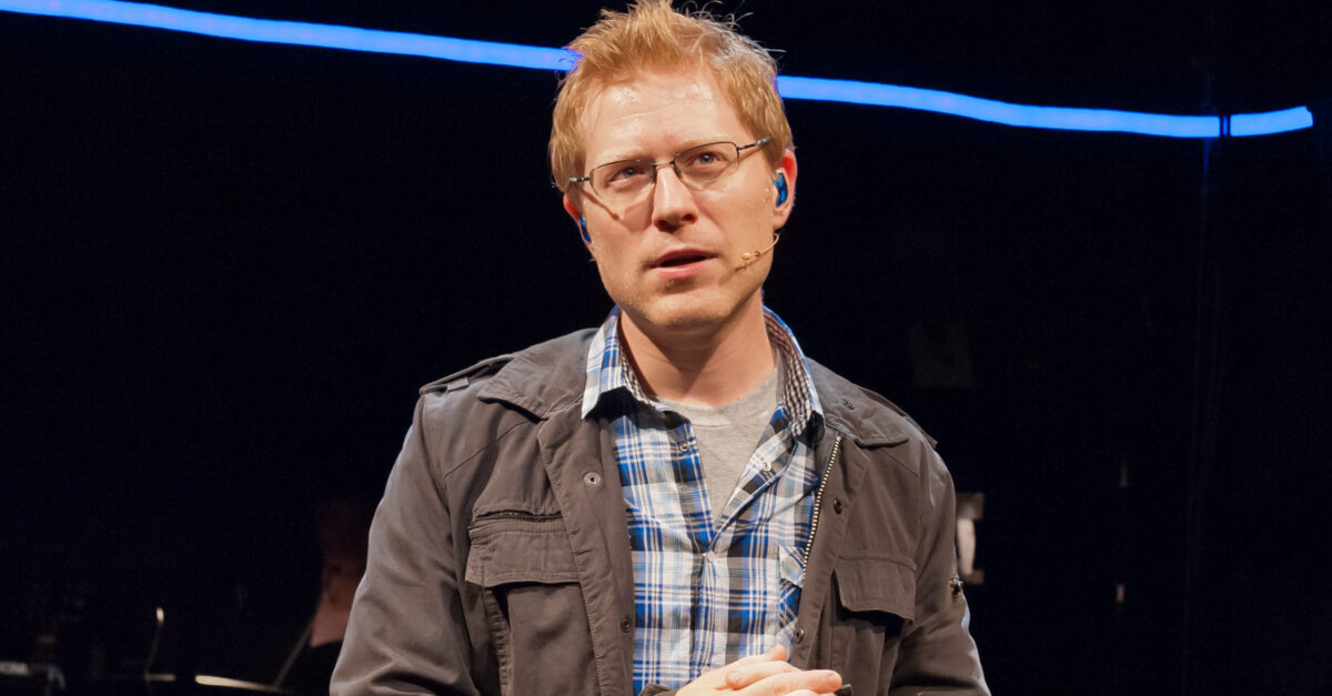 Anthony Rapp Talks Star Trek: Discovery, Rent, and the Return of His ...