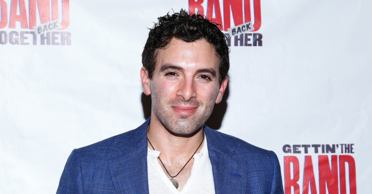 See Who's Joining Jersey Boys Star Jarrod Spector in Seattle Rep's Jaws ...