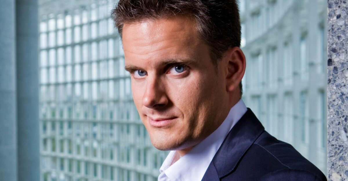 Maestro Philippe Jordan Talks About the 'Marathon Effect' of Conducting ...