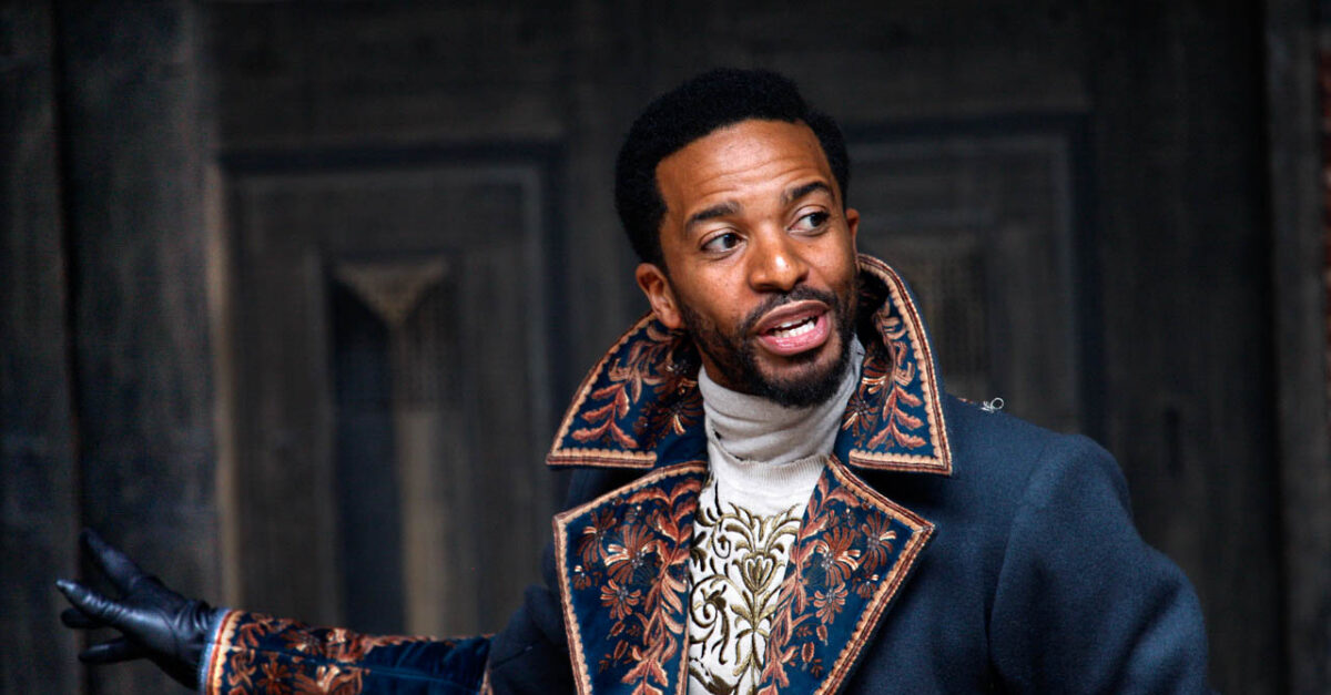 Read Reviews for Othello at Shakespeare's Globe Theatre | Playbill