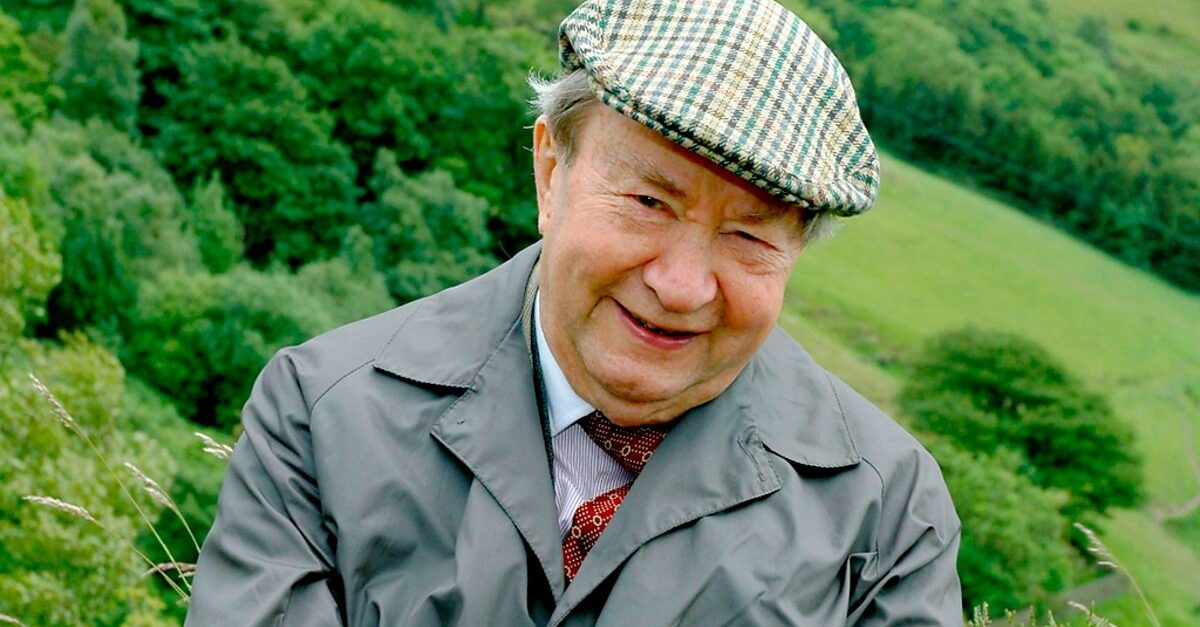 British Stage and Screen Actor Peter Sallis Dies at 96 | Playbill
