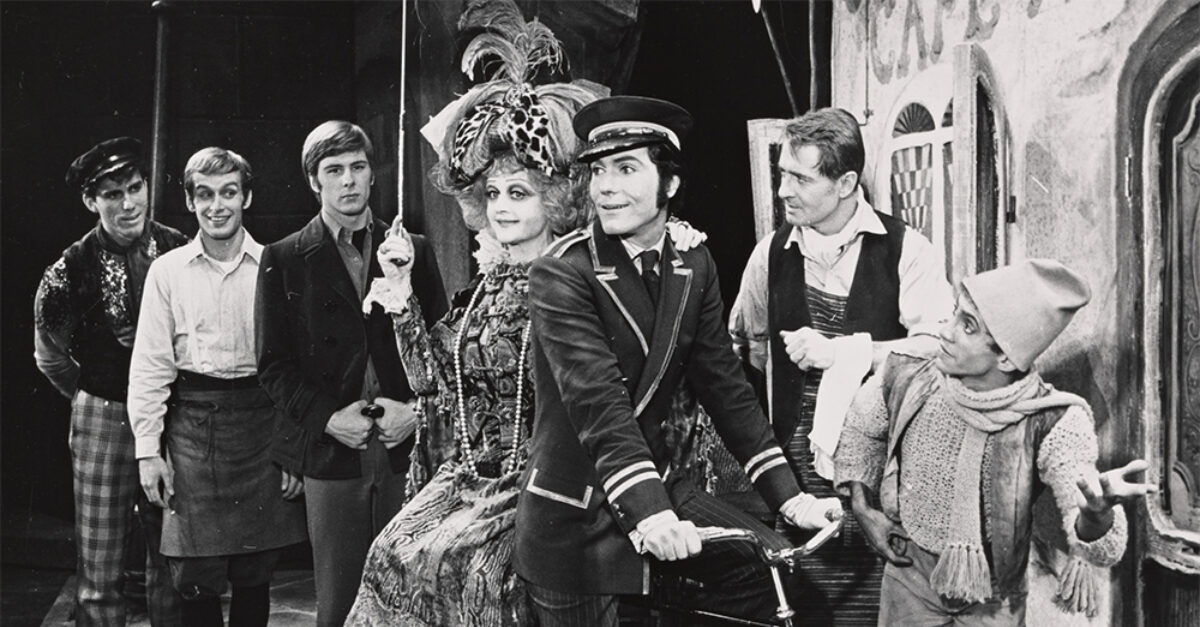 Playbill Vault's Today in Theatre History: February 6 | Playbill