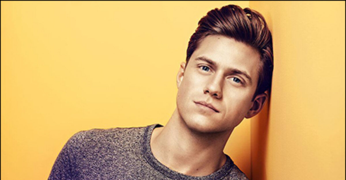Aaron Tveit to Make Café Carlyle Debut This Summer | Playbill