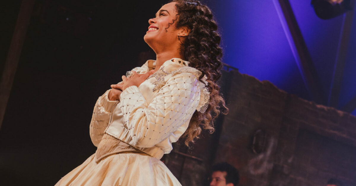 Video: Watch Lorna Courtney Take Final Bow in Broadway's & Juliet ...