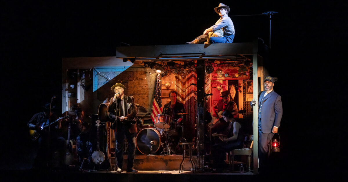 Inside the Touching Tributes Dead Outlaw Has Inspired at the Grave of ...