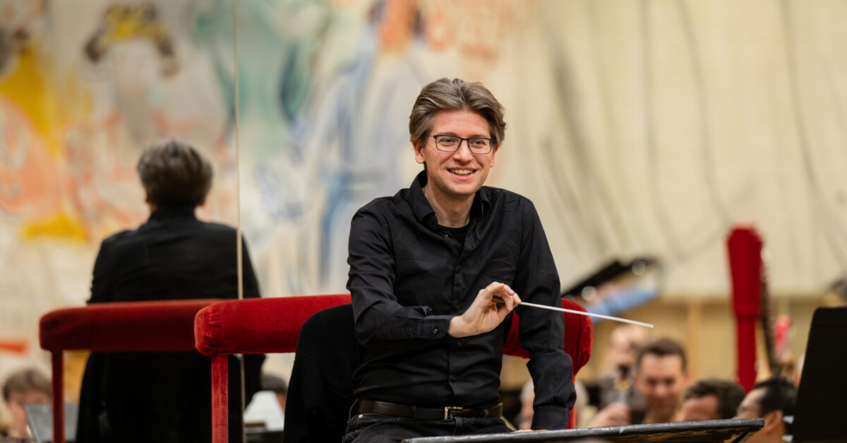 Maestro Daniele Rustioni Begins Post As Principal Guest Conductor of ...