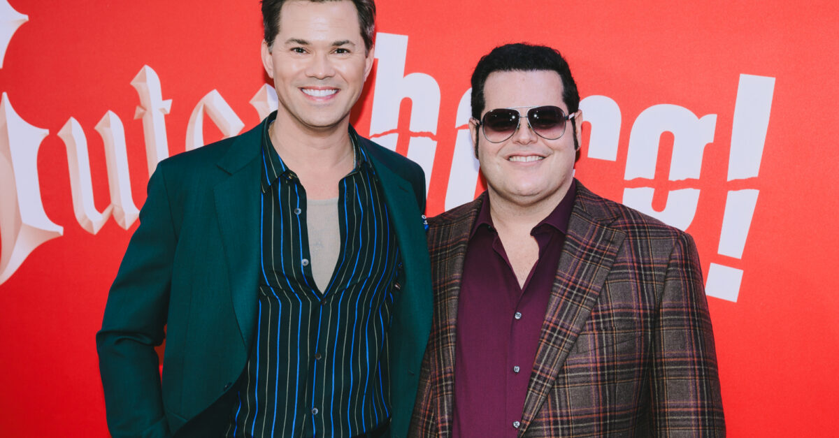 On the Red Carpet: Andrew Rannells and Josh Gad Create a Vintage ...