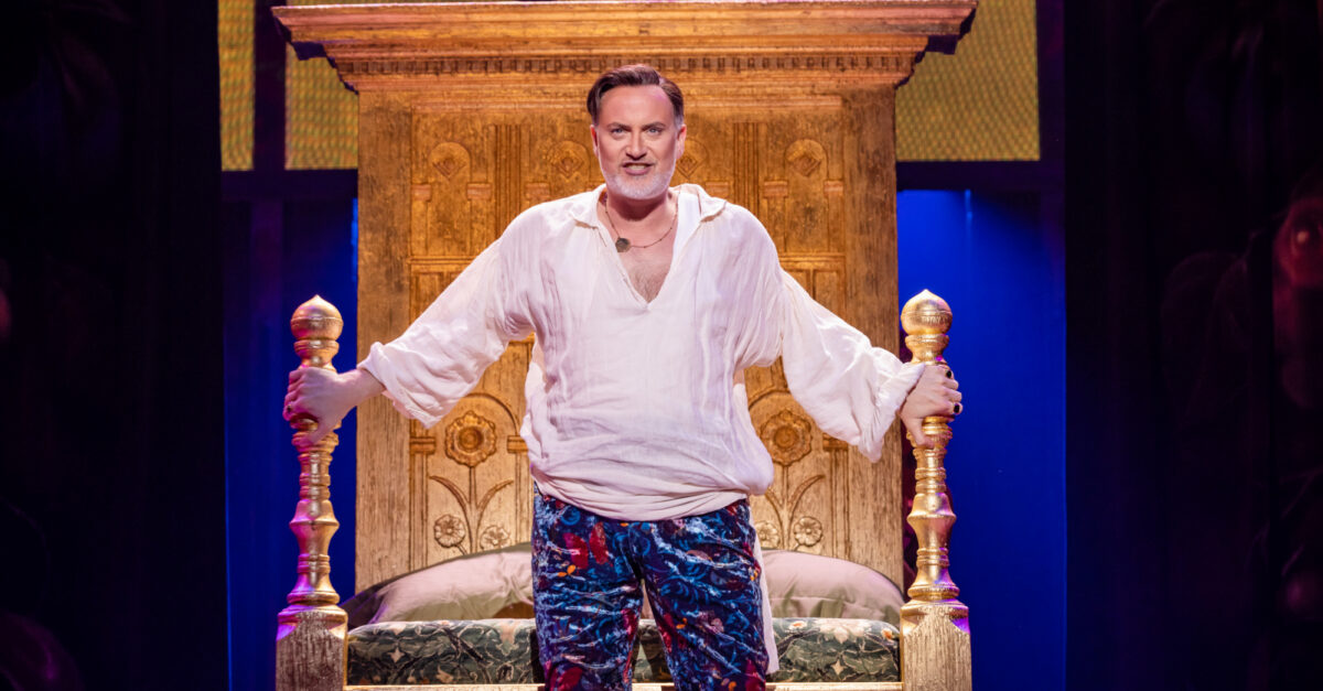 Hayden Tee Returns to Broadway's & Juliet Beginning November 4 | Playbill